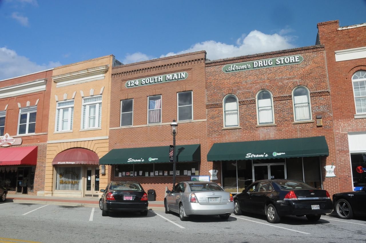 Locations Hub - Strom's Drug Store