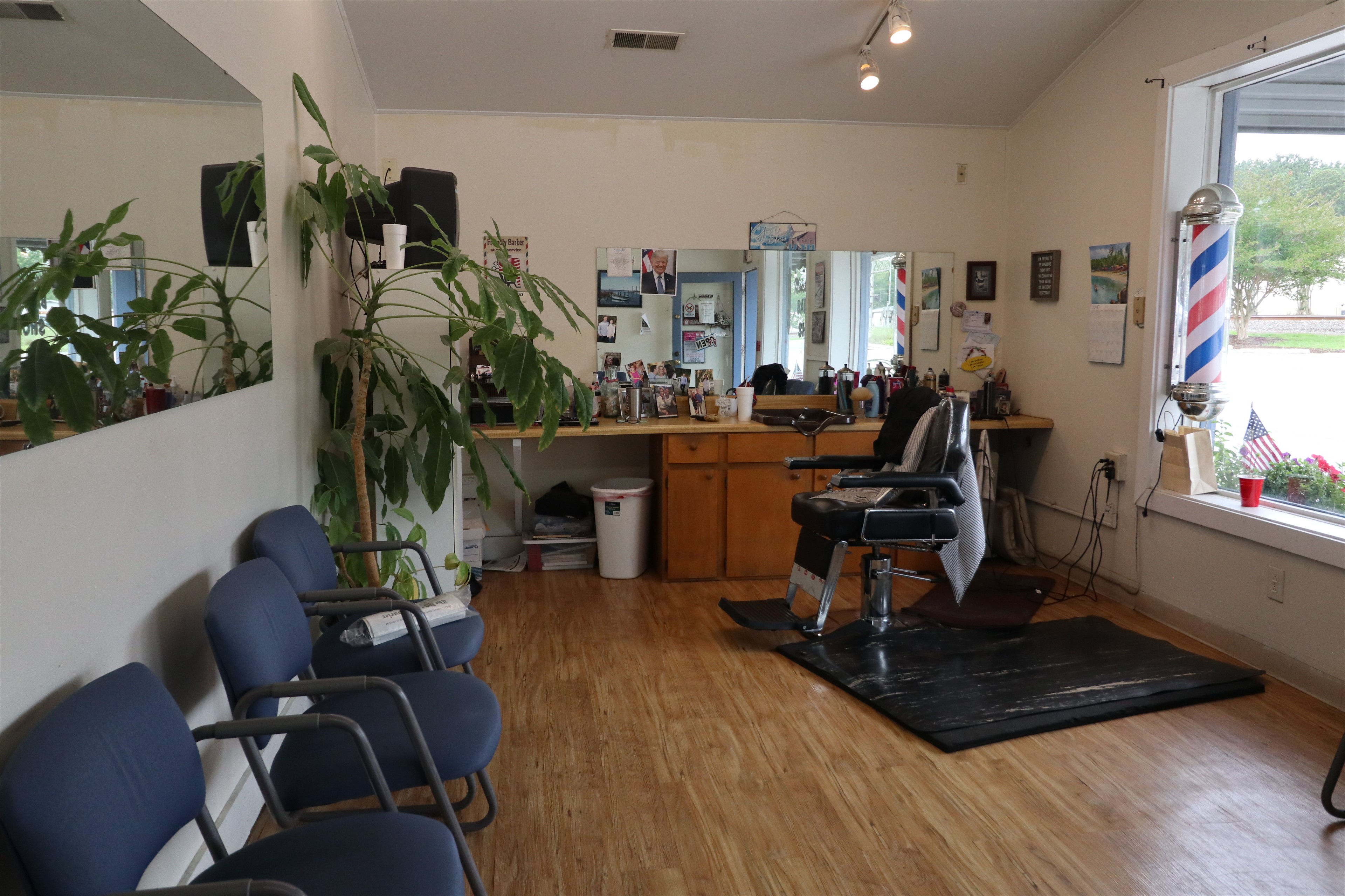 Locations Hub - Moncks Corner Barber Shop