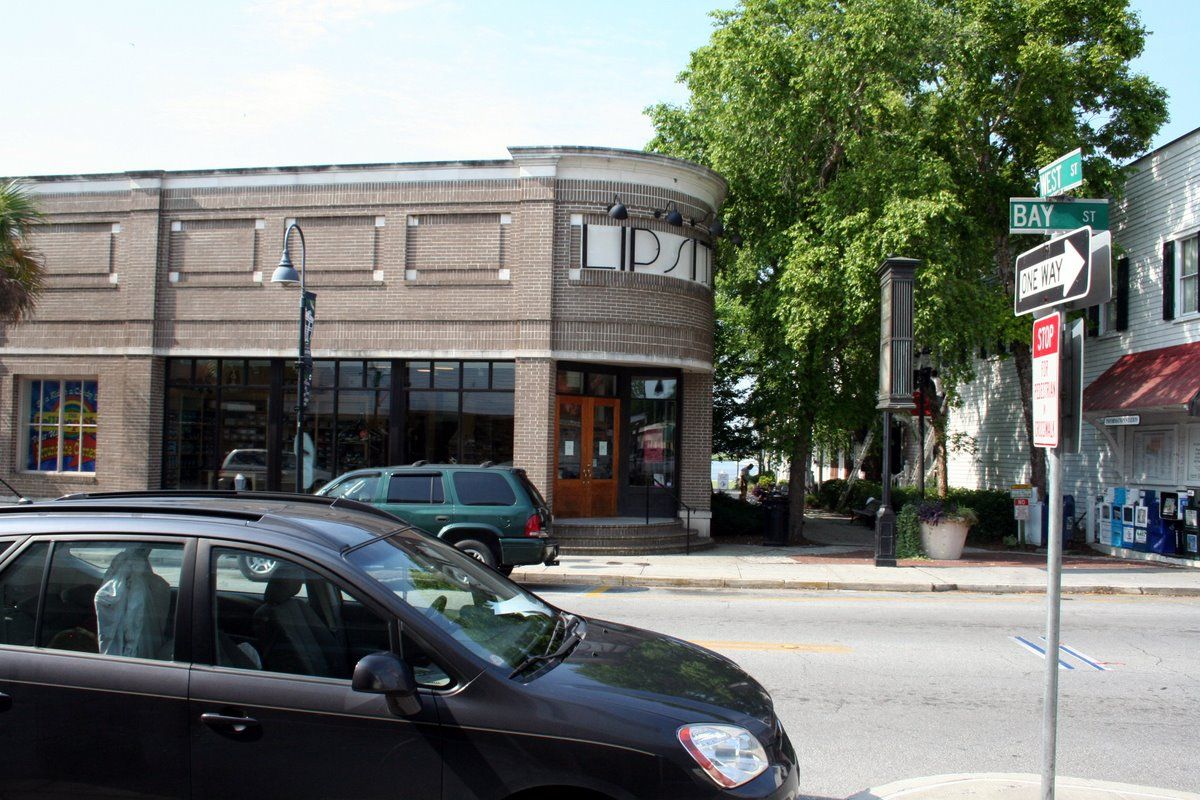 Locations Hub - Lipsitz Department Store