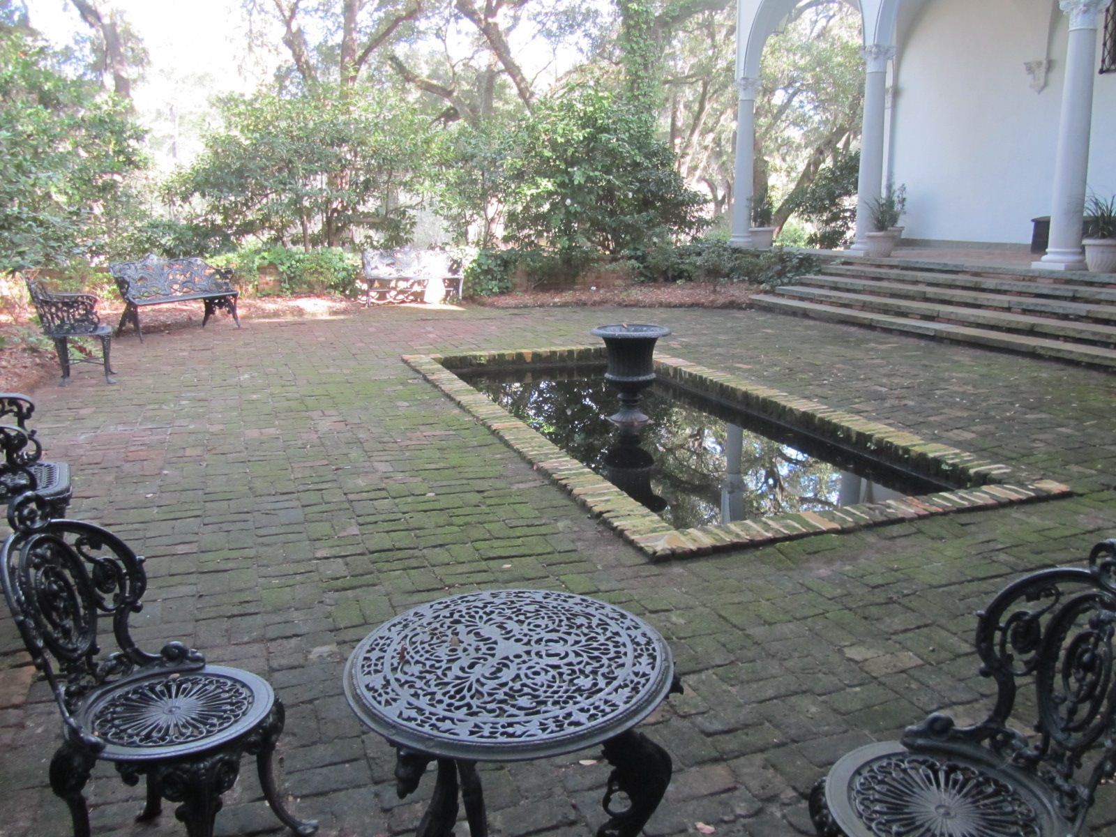 Locations Hub - Friendfield Plantation - Exteriors & near House