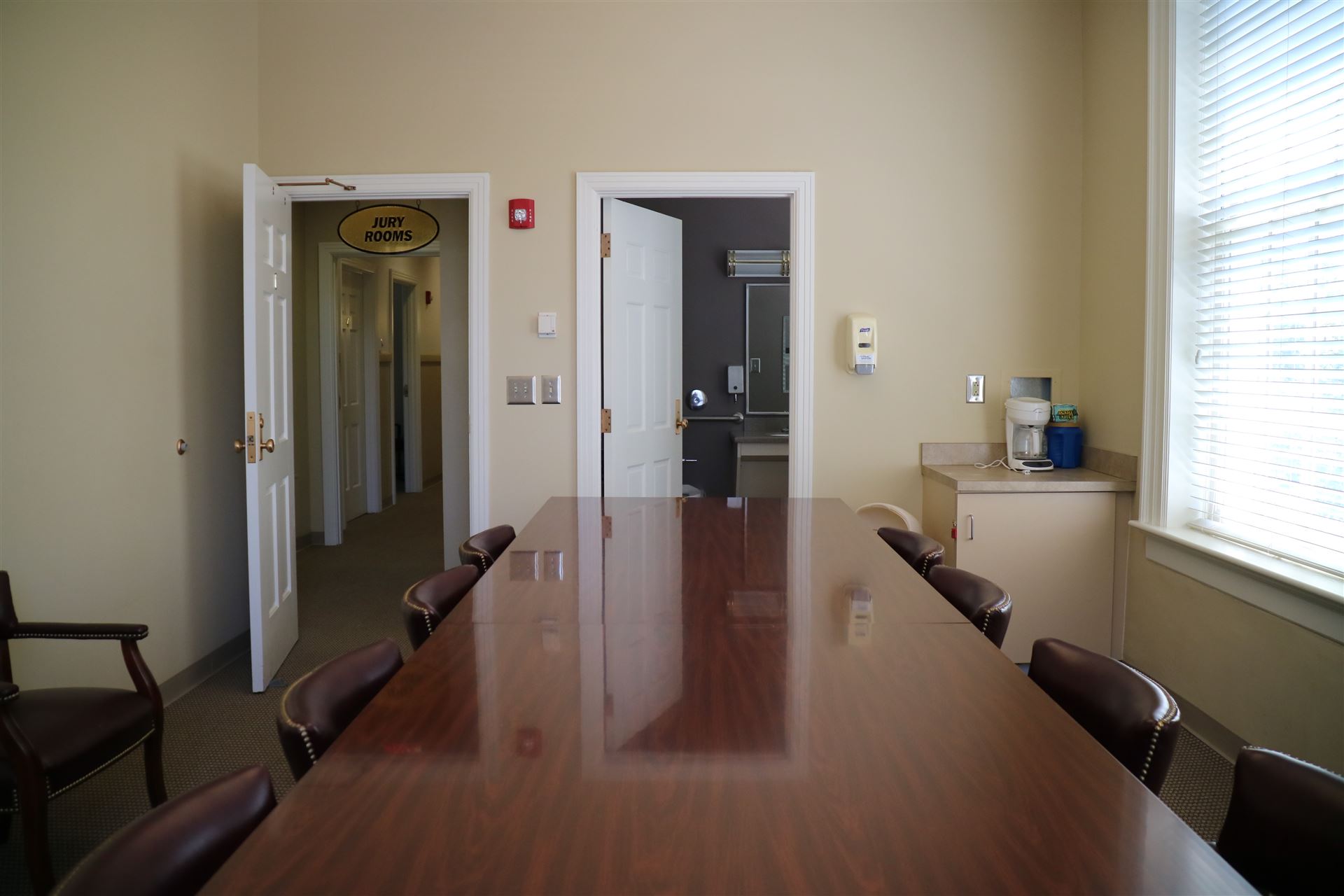 Locations Hub - Colleton County Courthouse - Jury Rooms