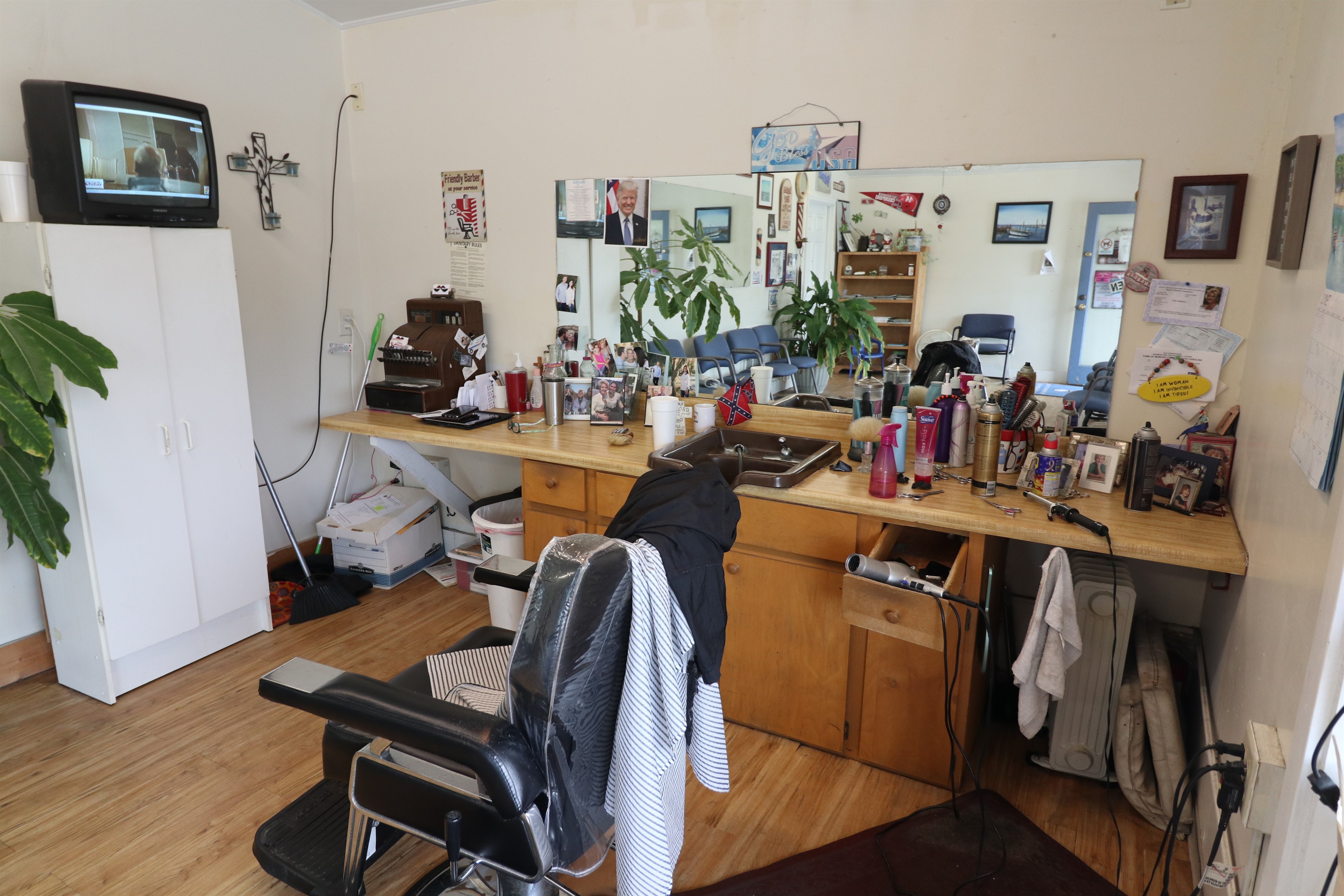 Locations Hub - Moncks Corner Barber Shop