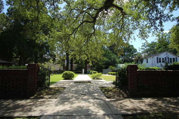 Locations Hub - Duncan Memorial United Methodist Church - Cemetery