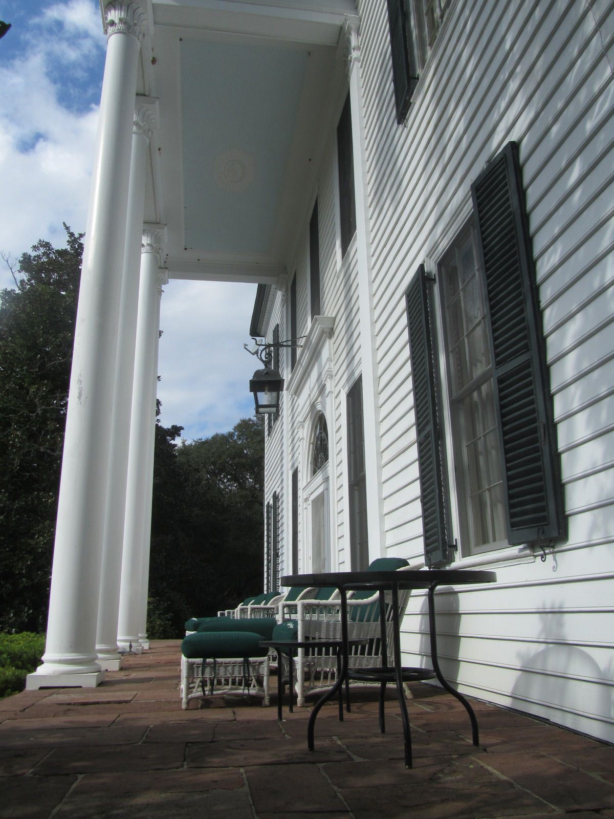 Locations Hub - Friendfield Plantation - Exteriors & near House