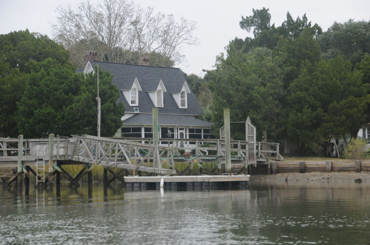 Locations Hub - Jeremy Creek