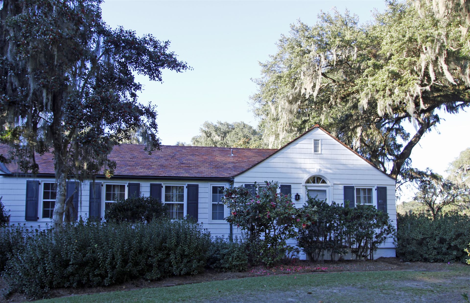 Locations Hub - Laurel Spring Plantation - 2016