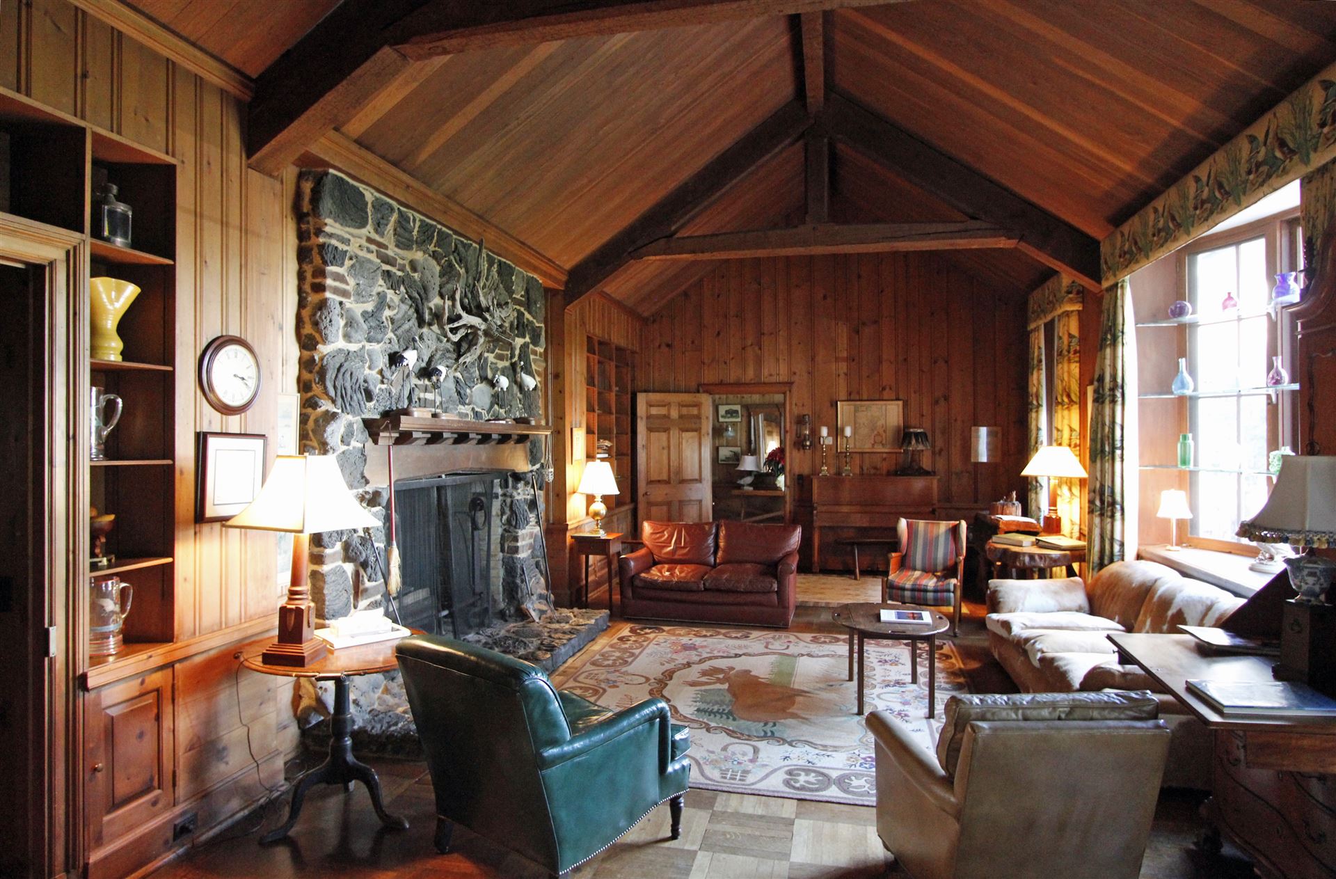 Locations Hub - Laurel Spring Plantation - 2016