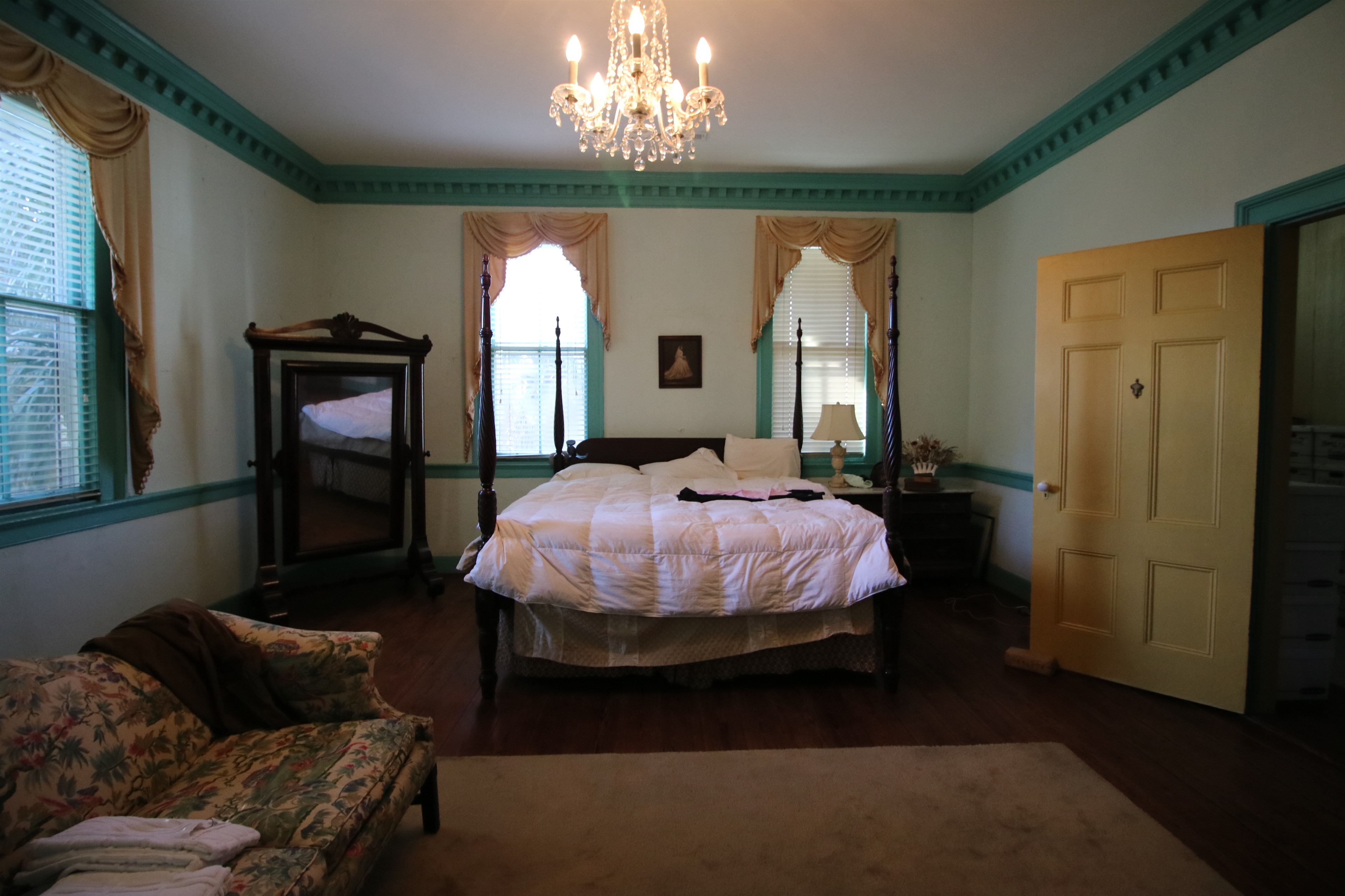 Locations Hub - The Doyle House