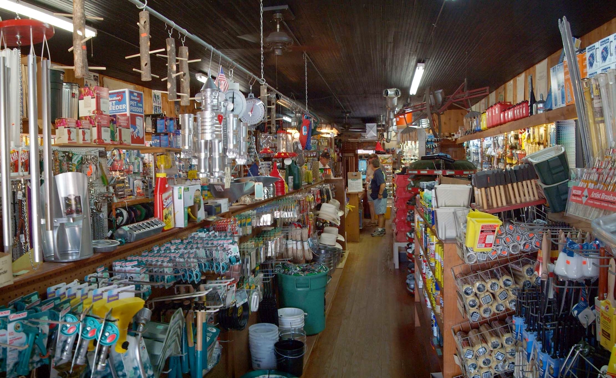 Locations Hub - Chesnee Hardware Store