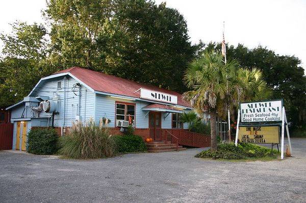 See wee restaurant store