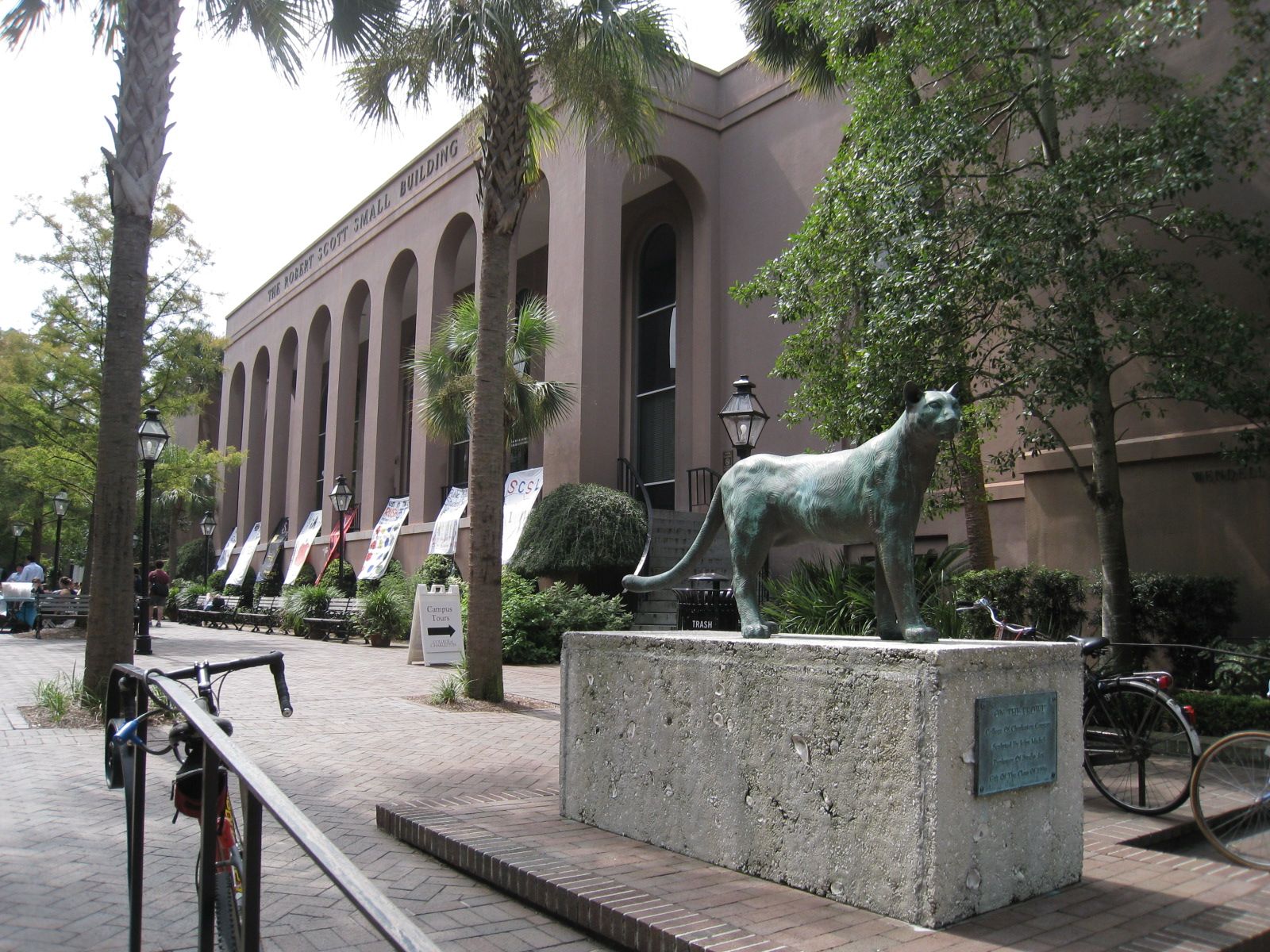 Locations Hub - College of Charleston - Robert Scott Small Building (ext.)