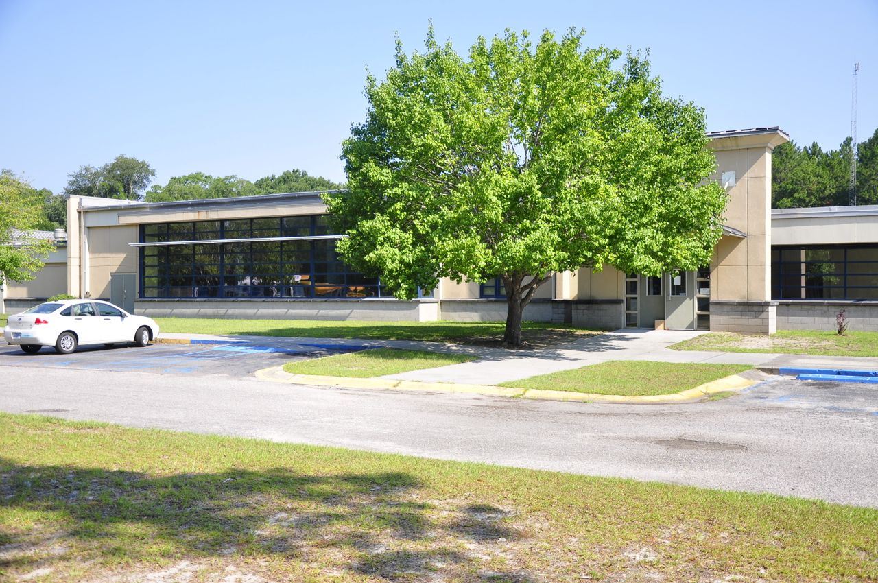 Locations Hub - RD Schroder Middle School - Overview