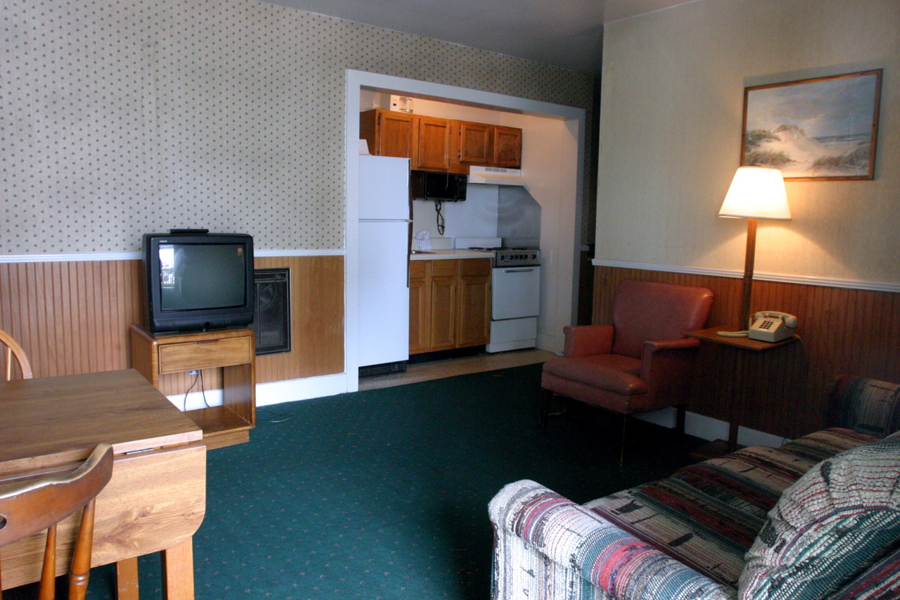 Locations Hub - Lazy G Motel