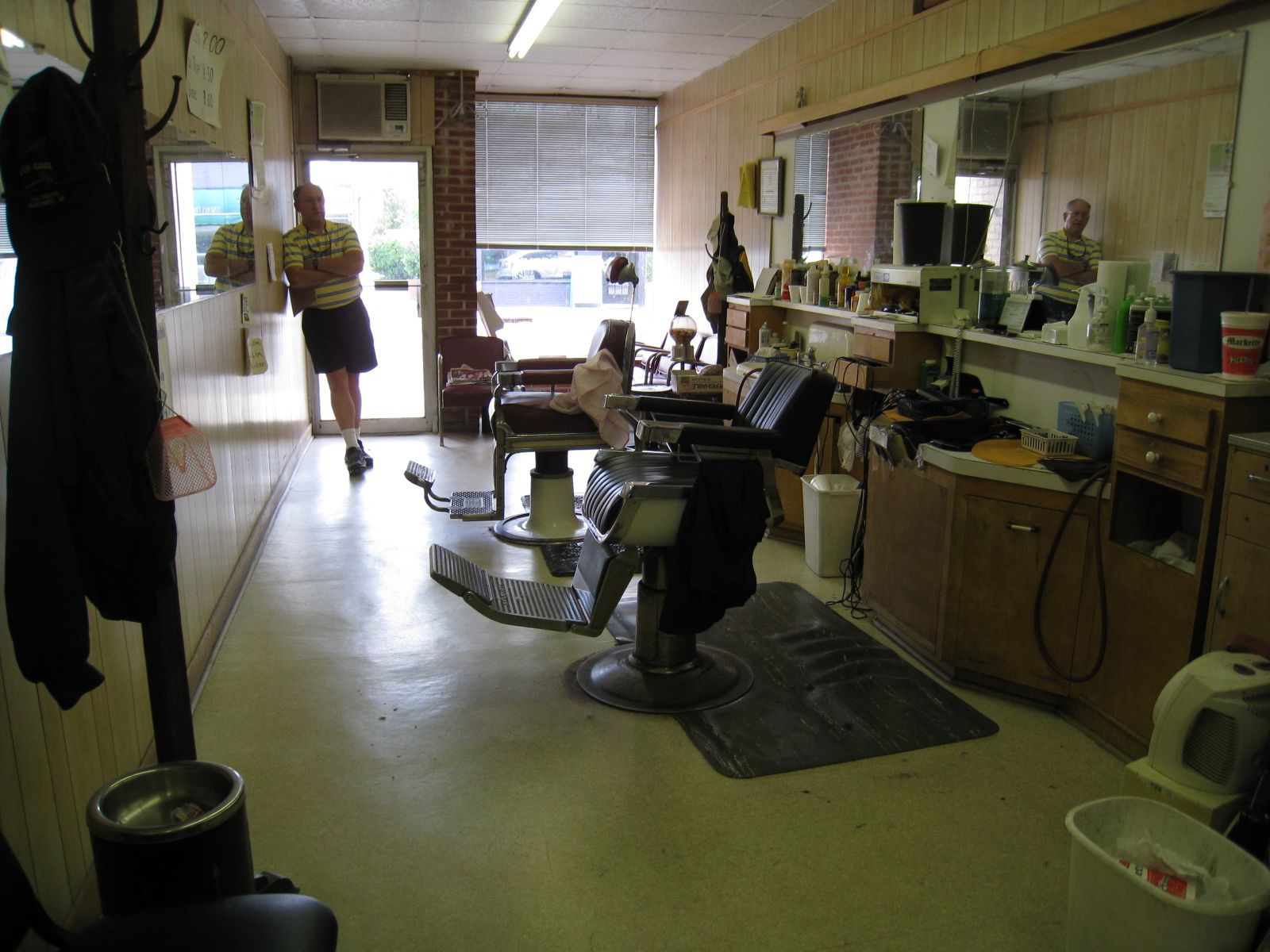 Locations Hub - Arcade Barber Shop