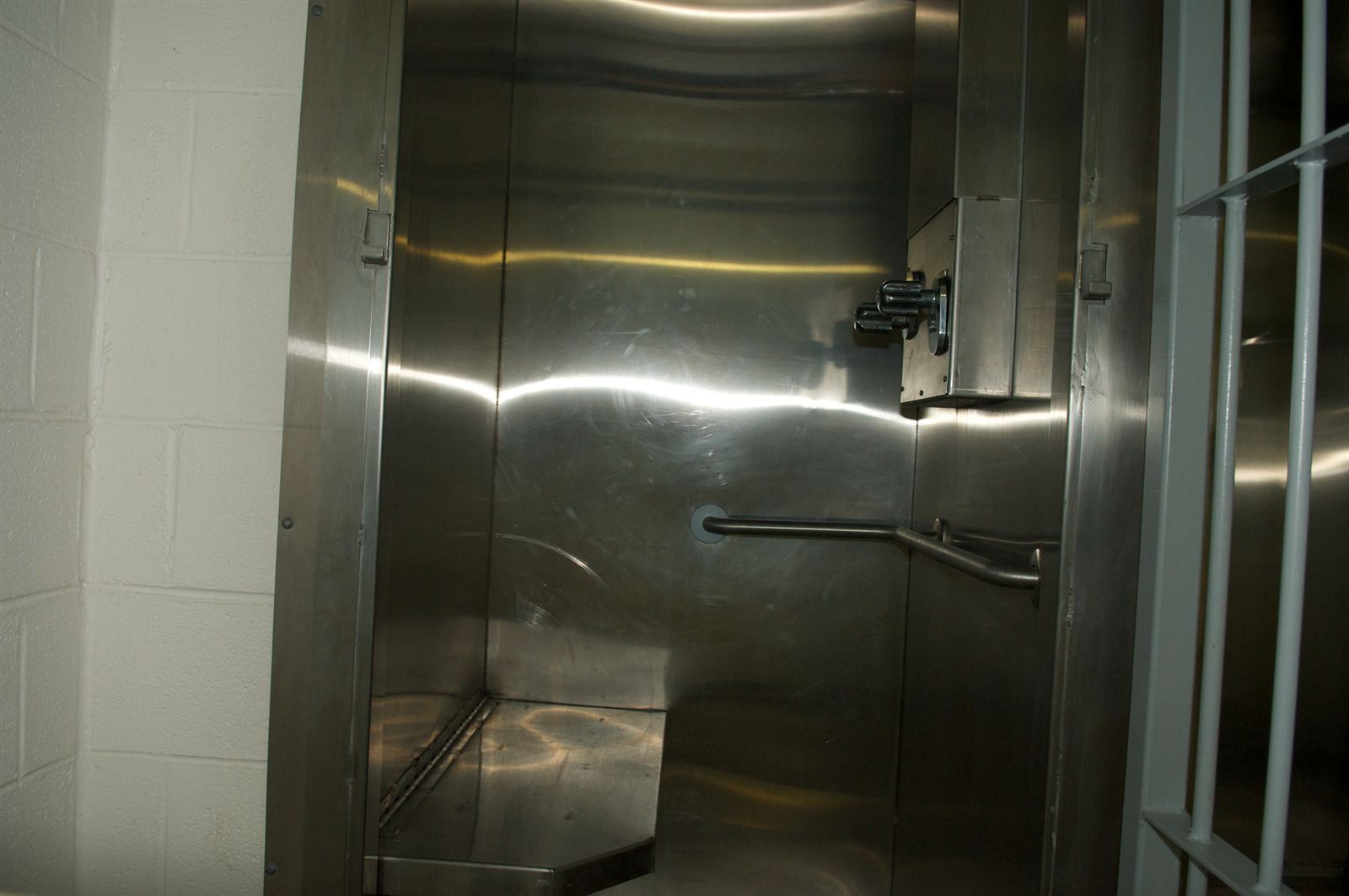 Locations Hub - MacDougall Correctional Institution