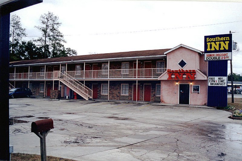 Locations Hub - Southern Inn/Waffle House