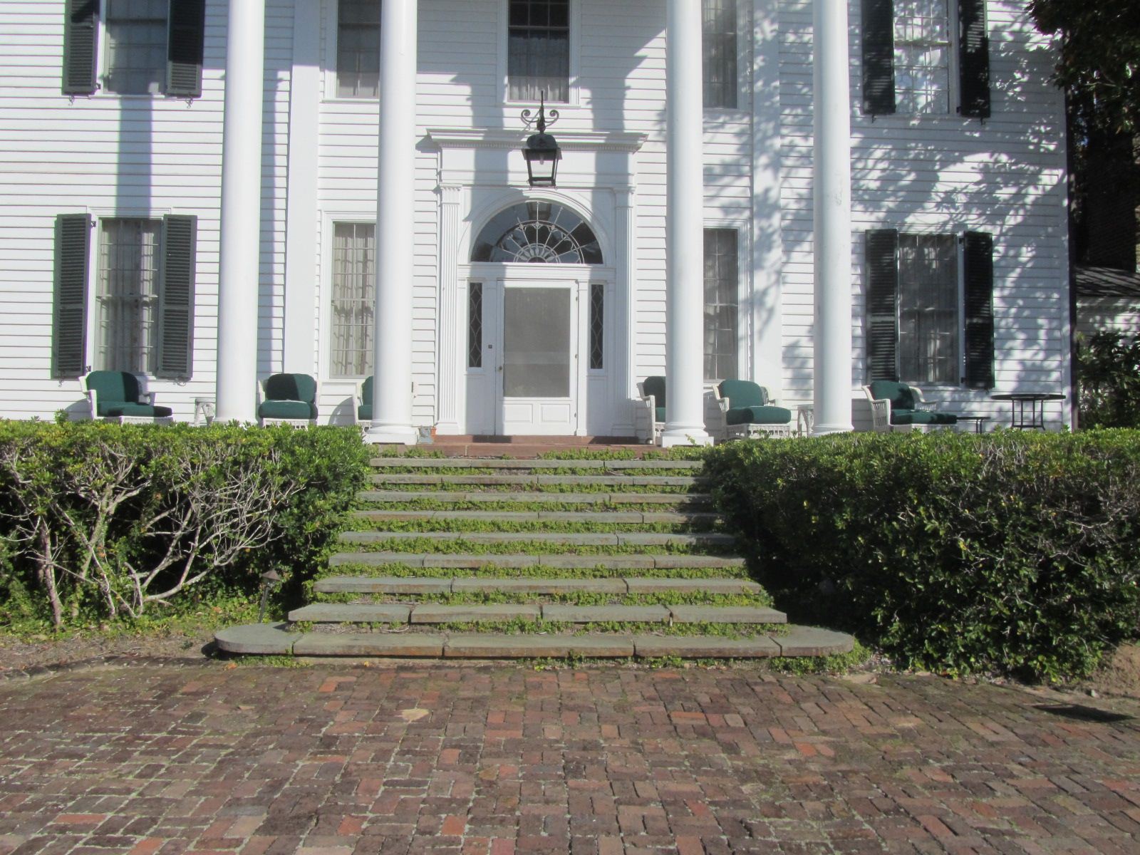 Locations Hub - Friendfield Plantation - Exteriors & near House