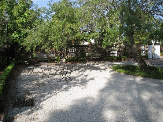 Locations Hub - College of Charleston - Addlestone Library - Ext.